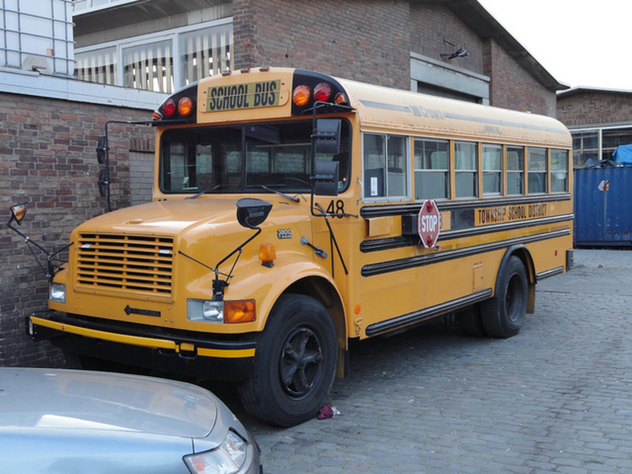 TopWorldAuto >> Photos de l'autobus scolaire Crown - galeries de photos