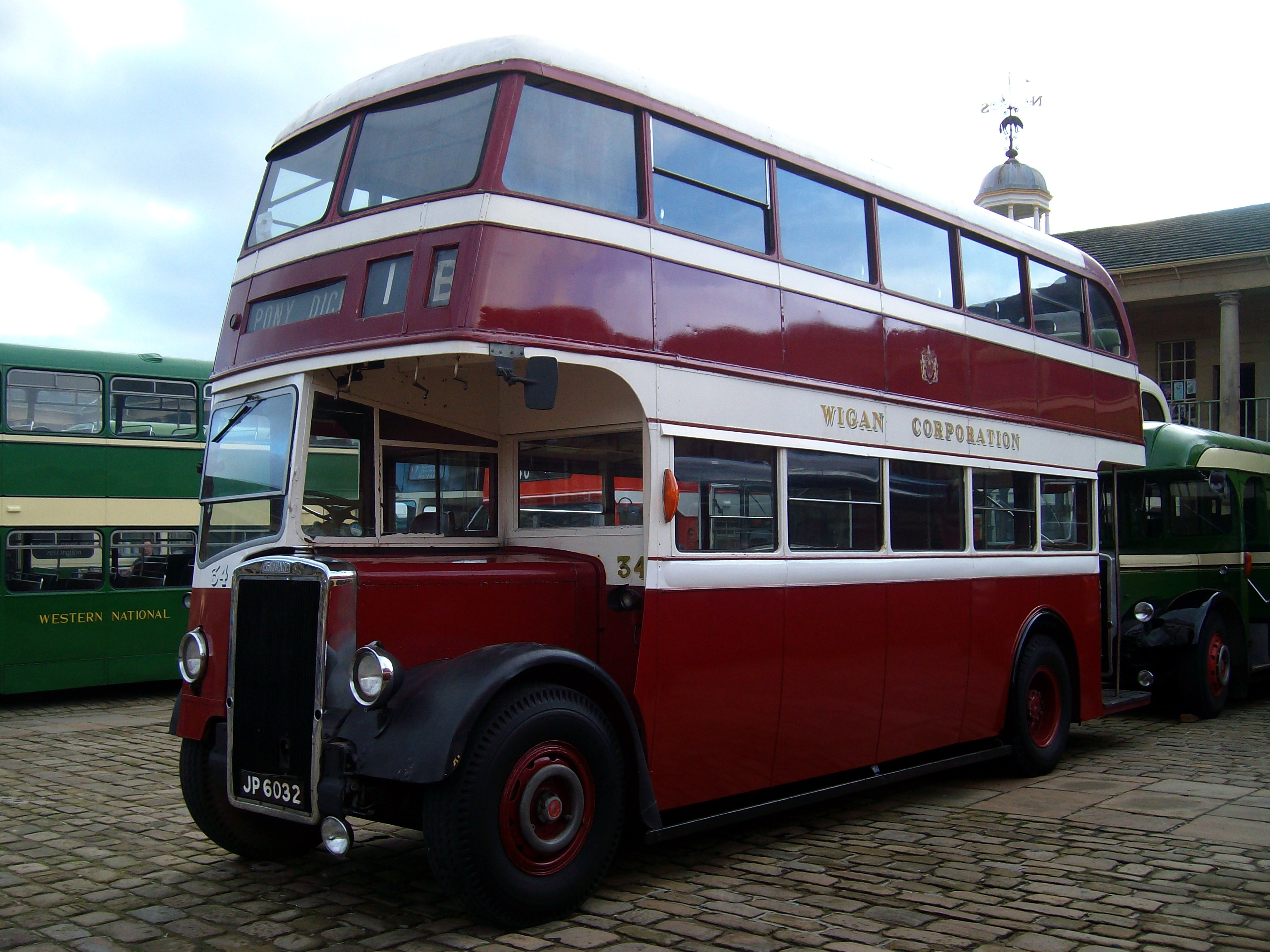 TopWorldAuto >> Photos de LEYLAND Titan - galeries de photos